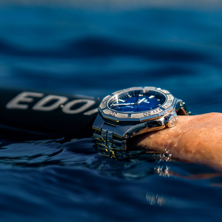 Edox Delfin Diver Date Lady - 53020 3M BUDDR - Helen Kirchhofer