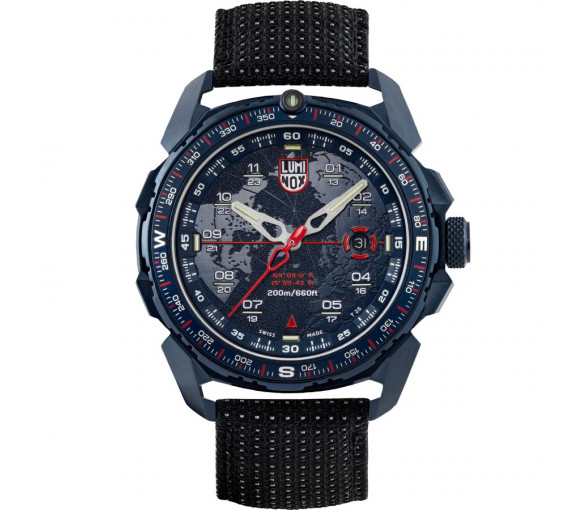 Luminox - Helen Kirchhofer